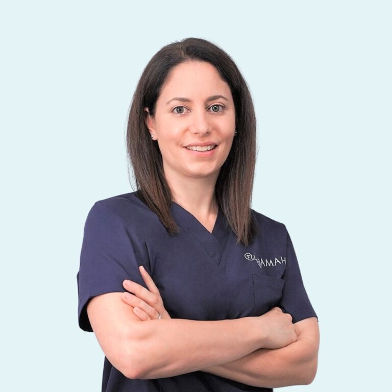 獸醫團隊 Dr. Julia Simak-Boehm - 動物醫療學會醫院 Animal Medical Academy Hospital